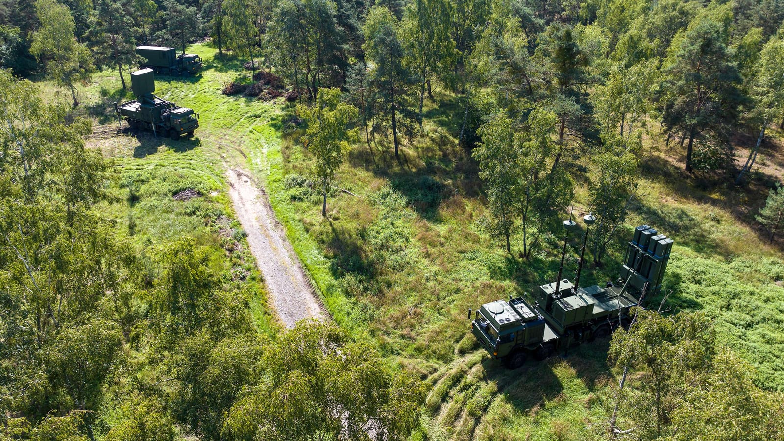 Großwald Systems: IRIS-T SLM - Surface-to-Air Missile Systems